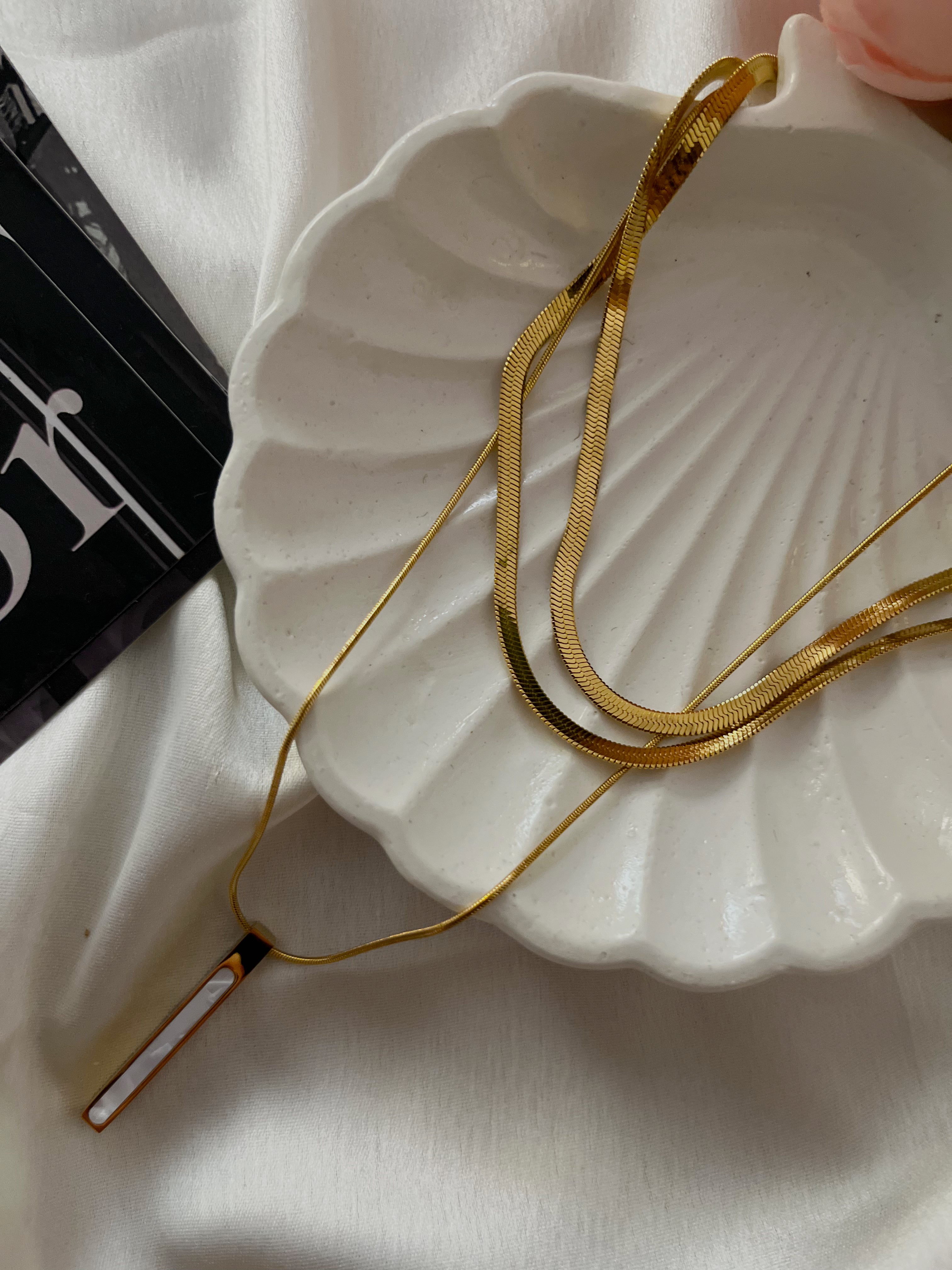 Minimalist Sleek Layer Necklace – BOUTU